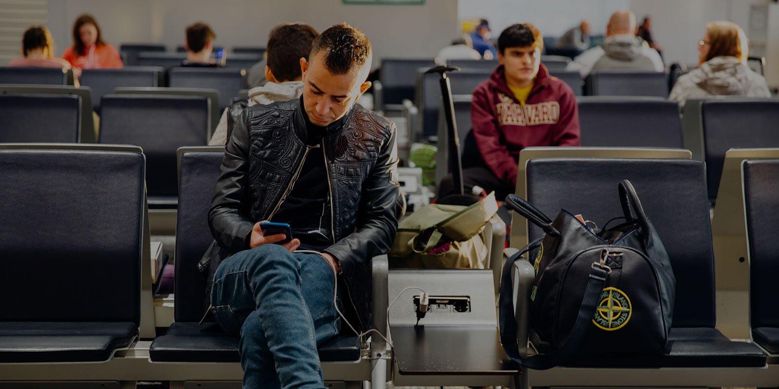 The Best Travel Bags For Men | MONT5